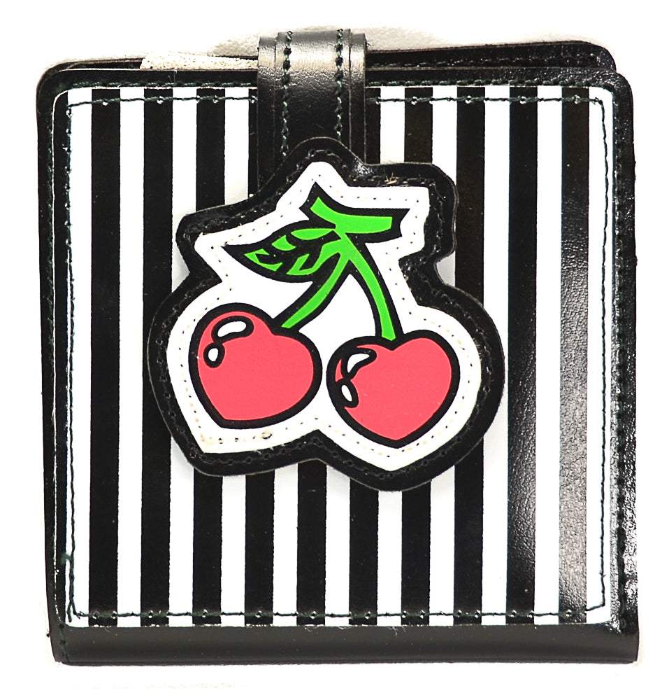 Wallet – punkaddict.com
